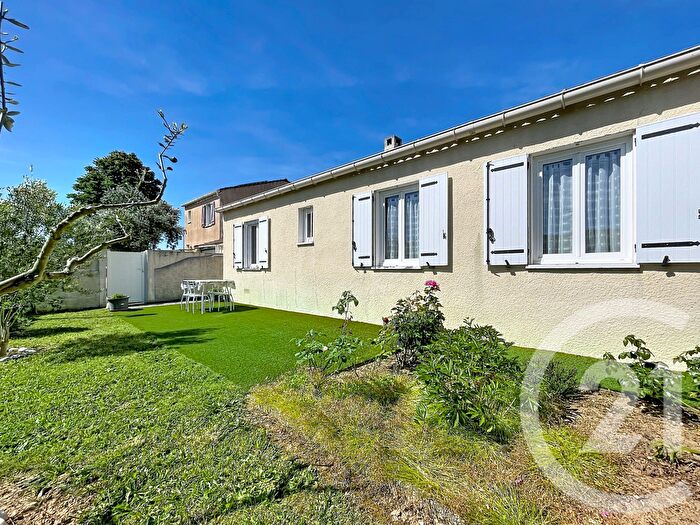 Bagnols-sur-Cèze, Saint-Martin, Bercon, Le Haut Castel : Maison 4 pièces à vendre