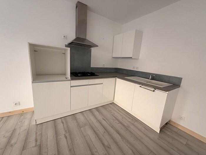 Châtonnay : Appartement 3 pièces à louer