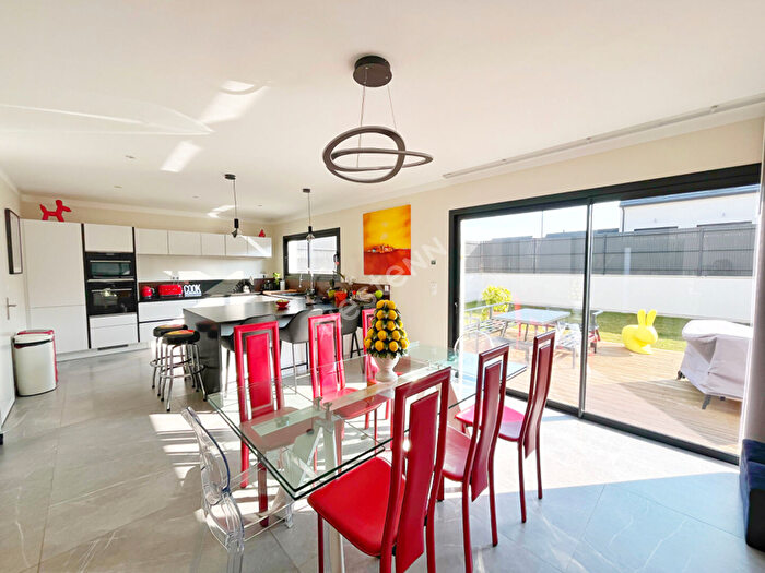 Maison à vendre - Vers-sur-Selle, Vers-sur-Selles - 6 pièces - 4 chambres