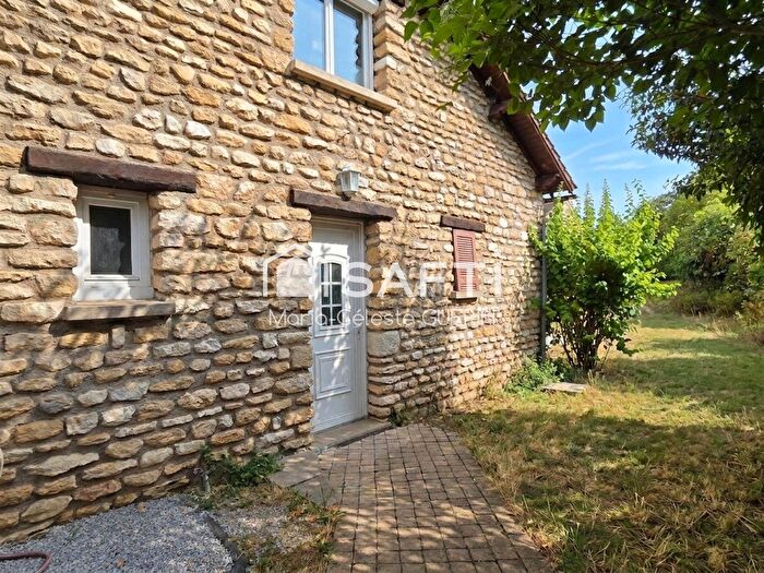 Saint-Martin-la-Garenne : Maison 7 pièces à vendre