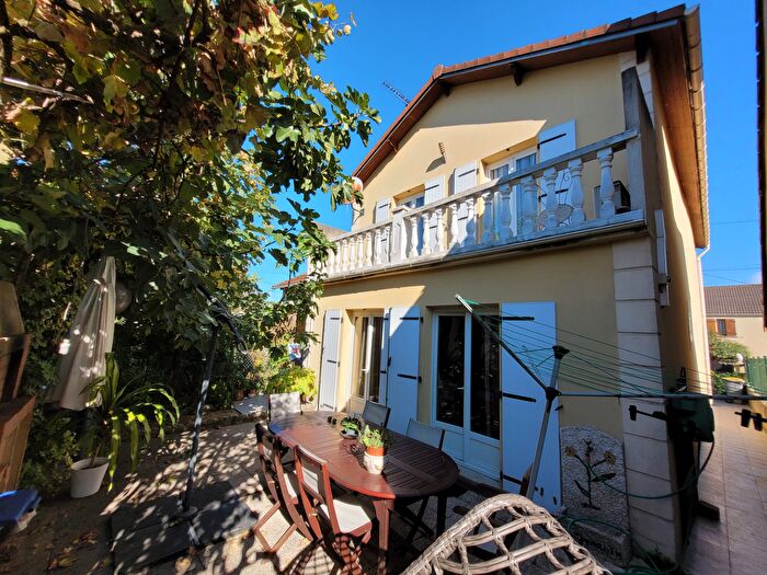 Maison à vendre - Goussainville - 6 pièces - 4 chambres