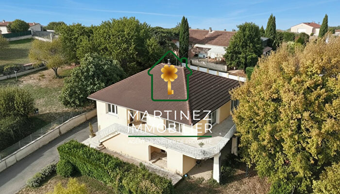 Maison 6 pièces à Saint-Bonnet-de-Mure, à vendre