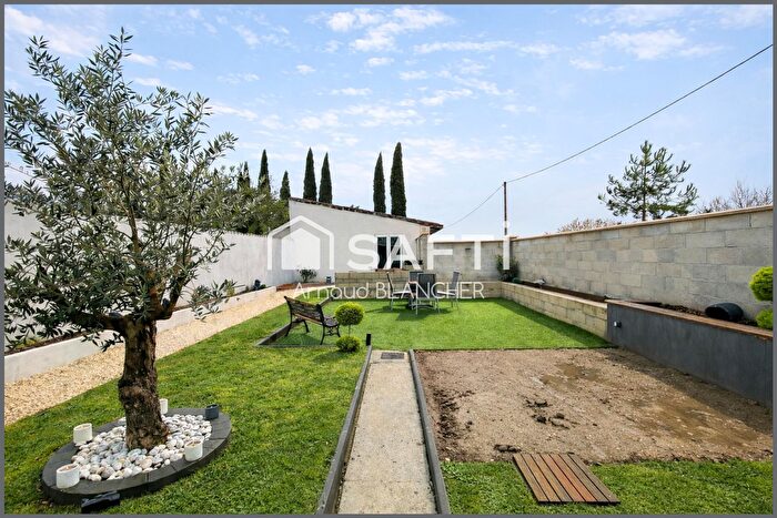 Maison à vendre - Châteauneuf-sur-Charente - 6 pièces - 4 chambres