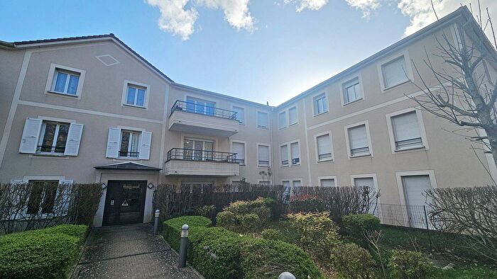 Appartement à louer - Village Pierre Lais, La Queue-en-Brie - 4 pièces - 3 chambres