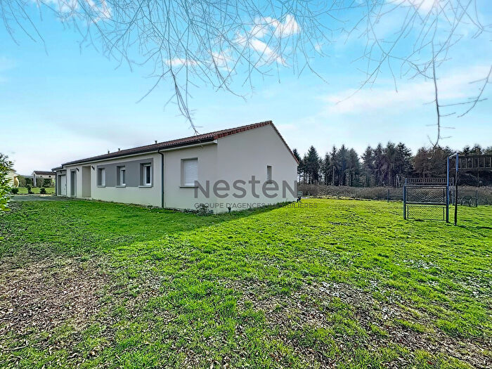 Maison à vendre - Saint-Priest-Taurion - 8 pièces - 6 chambres