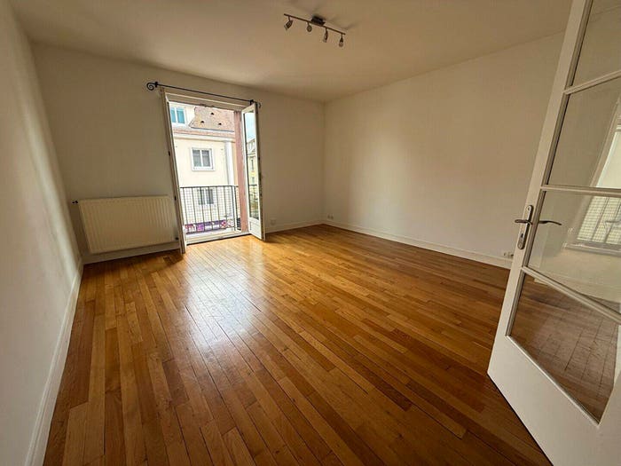 Centre Ville-Cathédrale, Évreux : Appartement 3 pièces à louer