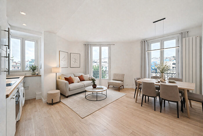 Appartement à vendre - Suresnes, Carnot, Gambetta - 3 pièces - 2 chambres