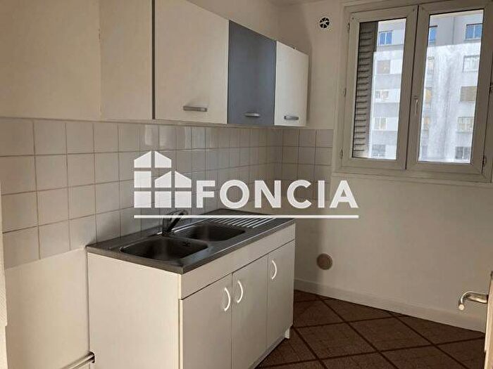 Abry, Grenoble : Appartement 3 pièces à louer