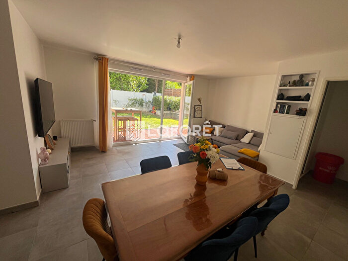 Villemomble, Marnaudes : Appartement 3 pièces à vendre