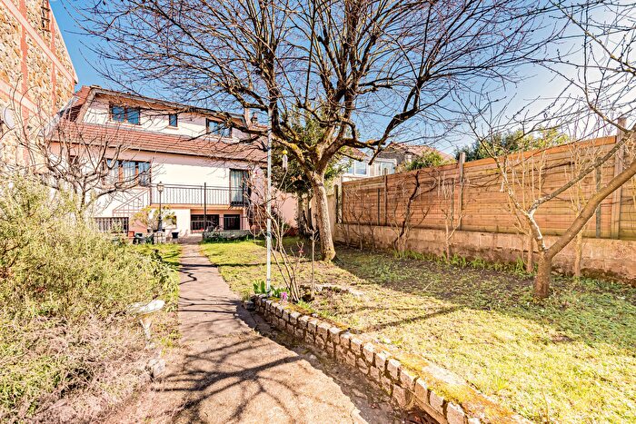 Maison à vendre - Vitry-sur-Seine, Coteau, Malassis - 5 pièces - 3 chambres