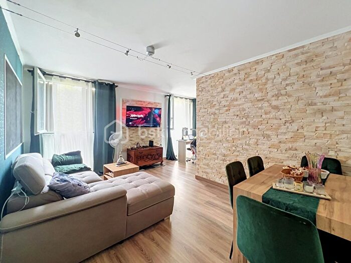 Champigny-sur-Marne, Le Bois l'Abbe, Coeuilly - Appartement 2 pièces à vendre