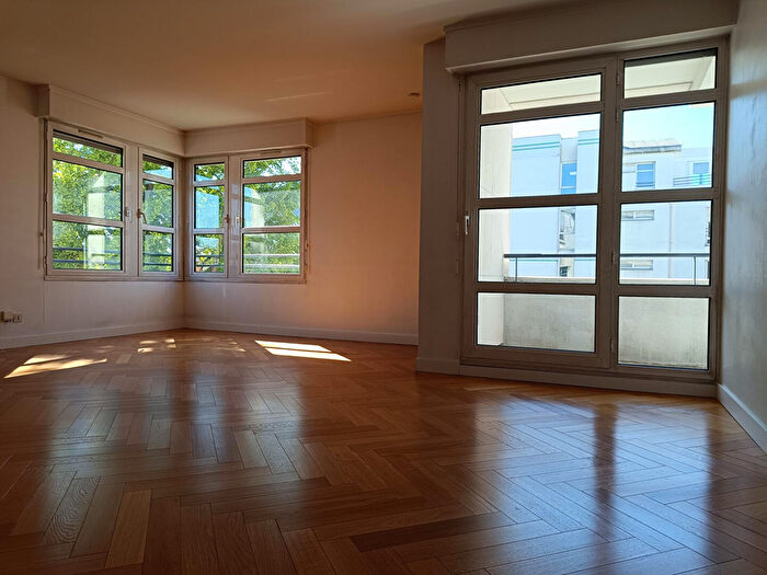 Lille, Centre-ville, Euralille - Appartement 4 pièces à louer
