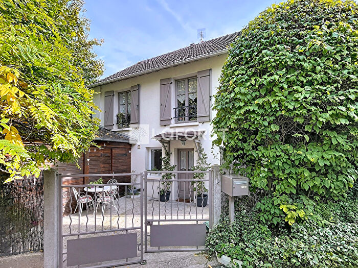 Maison à vendre - Orgeval - 4 pièces - 3 chambres