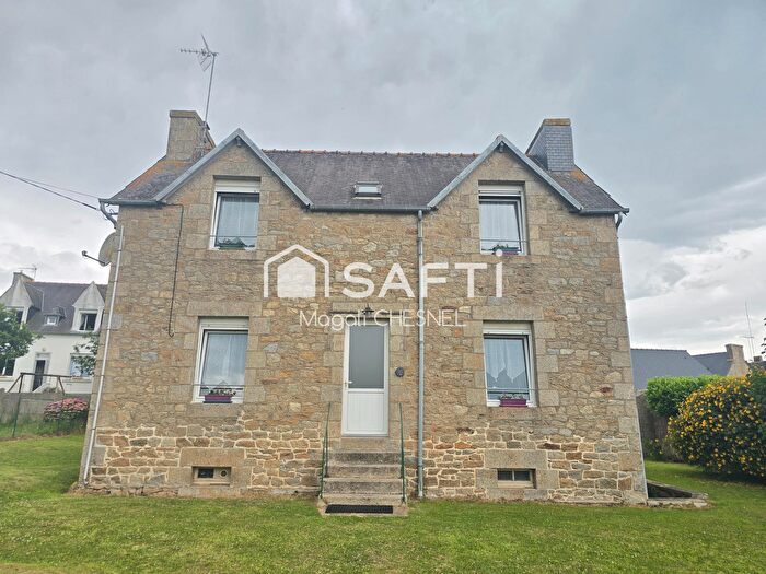 Maison à vendre - Plouaret - 4 pièces - 2 chambres