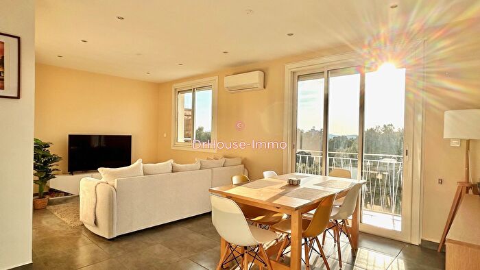 Appartement à vendre - Toulon, Les Lices - 4 pièces - 2 chambres