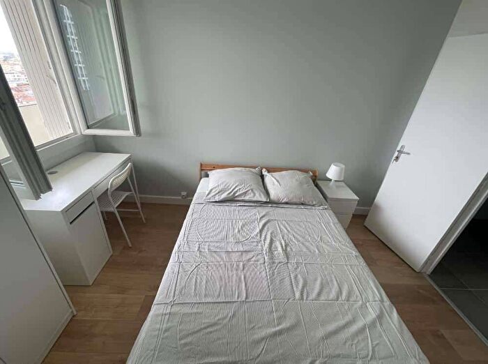 Appartement 1 pièce à louer - Poste Mairie, Talence