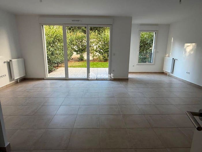Rive Droite, Viroflay - Appartement 5 pièces à louer