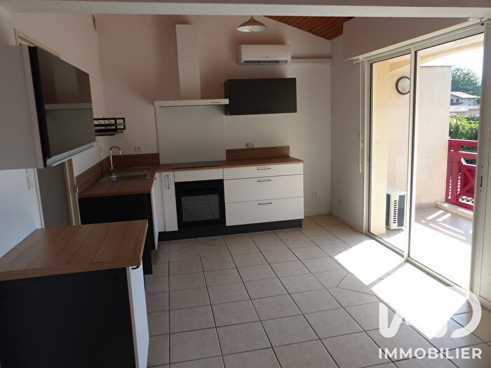 Saint-Pierre-du-Mont : Appartement 2 pièces à vendre
