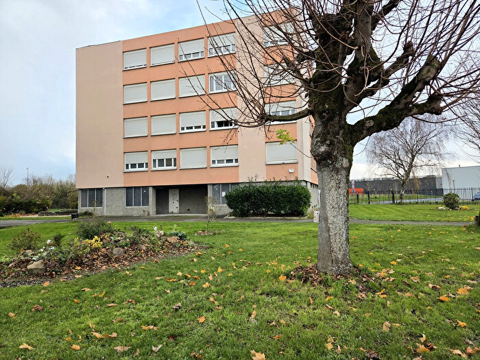 Appartement à vendre - Romilly-sur-Seine, Le Trou-du-Chêne - 4 pièces - 2 chambres