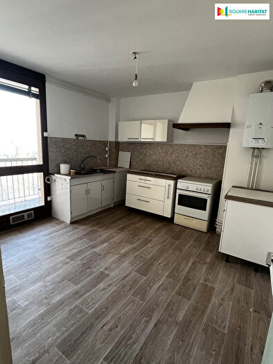 Appartement à louer - Tarbes - 3 pièces - 2 chambres