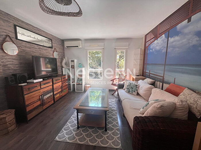 Appartement 3 pièces à Aix-en-Provence, Les Milles, à louer