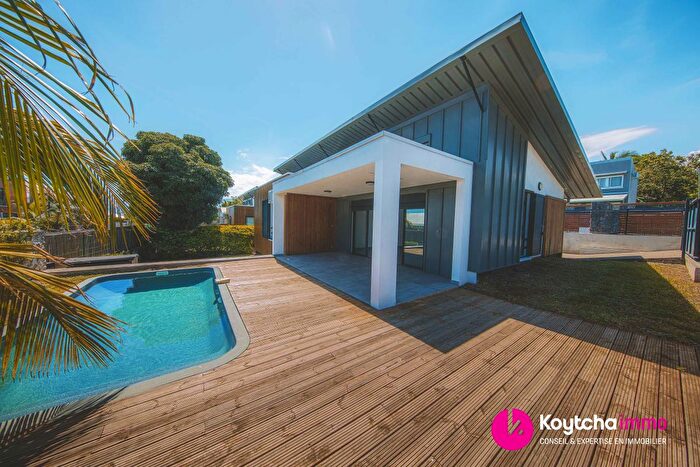 Maison à vendre - Saint-Pierre, La ligne des Bambous, La Concession - 4 pièces - 3 chambres