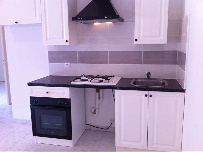 Appartement à louer - Sète, La Gare - 3 pièces - 2 chambres