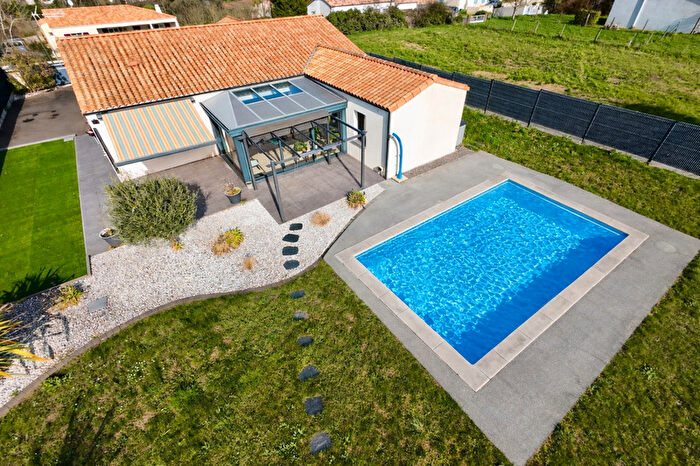 Maison à vendre - Saint-Benoist-sur-Mer - 6 pièces - 4 chambres