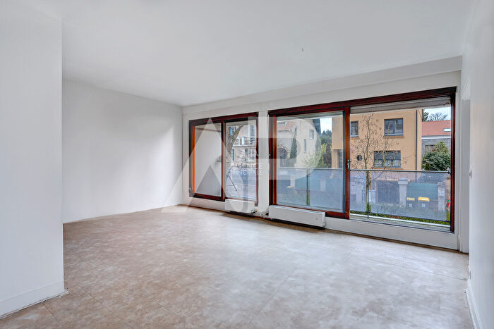 Appartement 5 pièces à Sèvres, Les Bruyères, à vendre