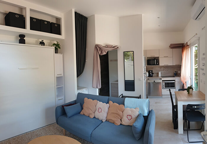 Appartement à louer - Pignan - 1 pièce - 1 chambre