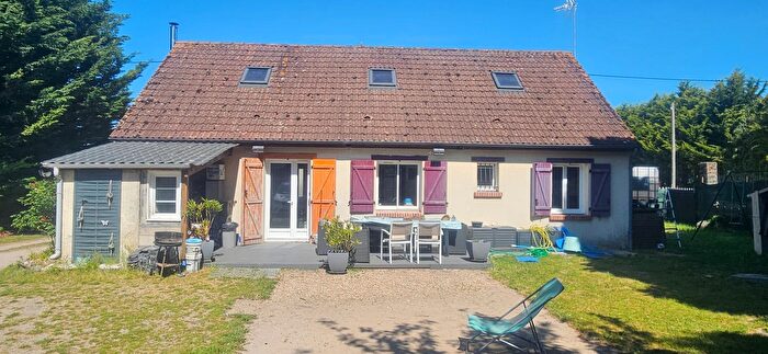Maison à vendre - Noyers-sur-Cher - 5 pièces - 3 chambres