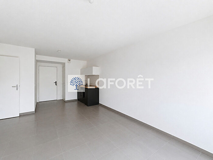 Perpignan, Saint-Martin : Appartement 3 pièces à louer