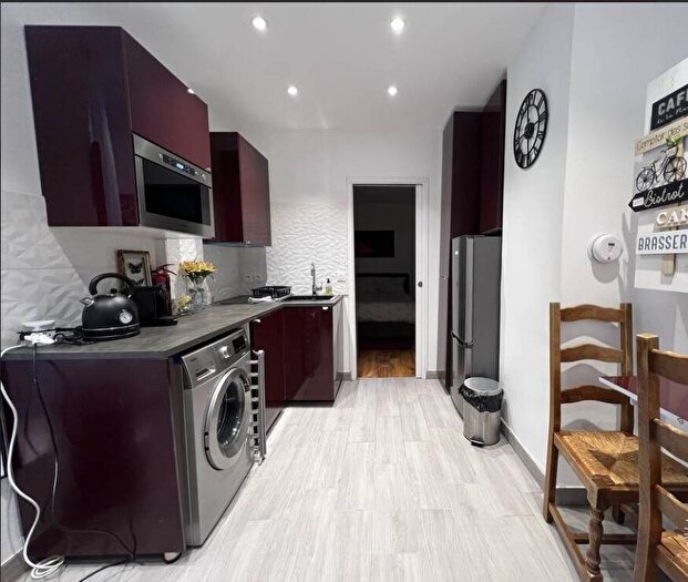 Appartement à louer - Epinettes, Issy-les-Moulineaux - 2 pièces - 1 chambre