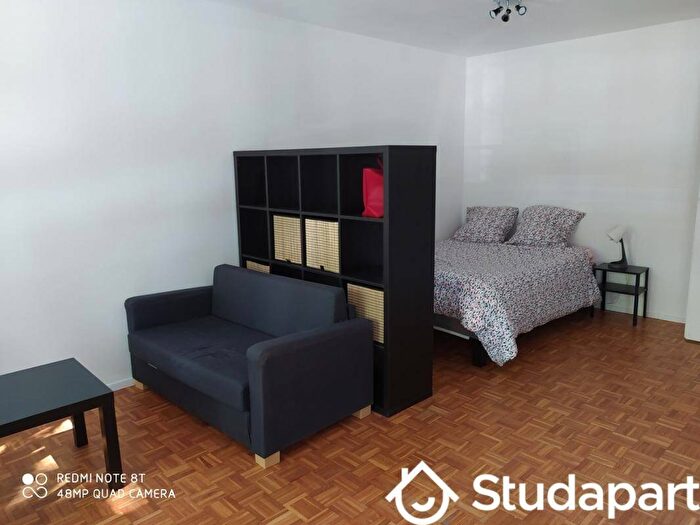 Appartement à louer - Berriat-Ampere, Grenoble - 1 pièce