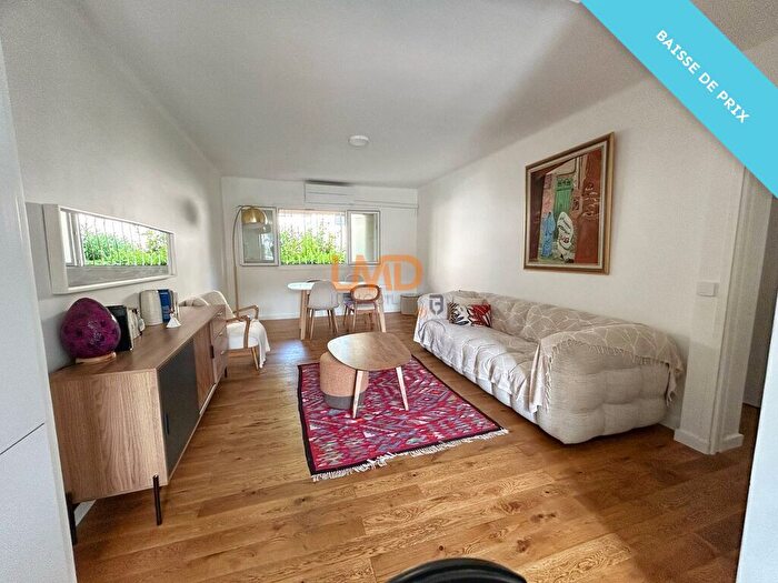 Appartement à vendre - Marseille e , Roucas Blanc - 3 pièces - 2 chambres