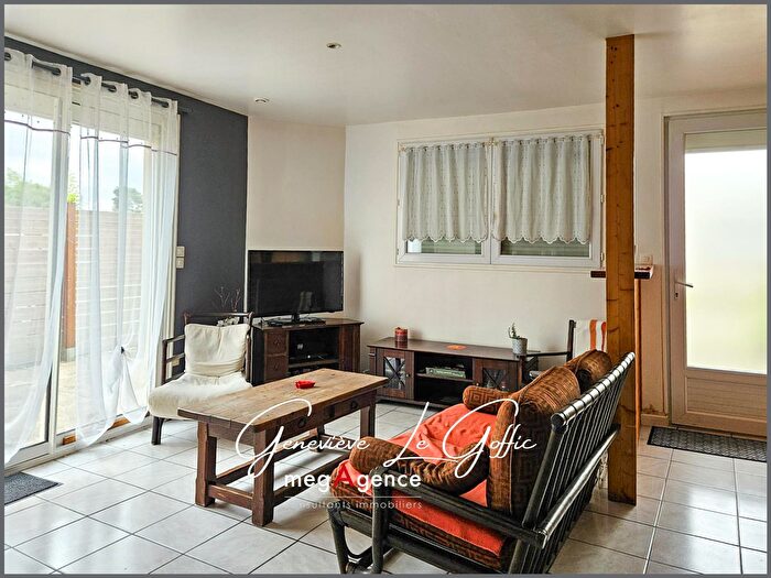 Maison à vendre - Ploubezre - 2 pièces - 1 chambre