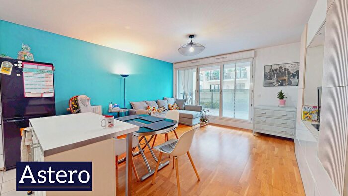 Appartement à vendre - Asnières-sur-Seine, Centre-ville - 3 pièces - 2 chambres