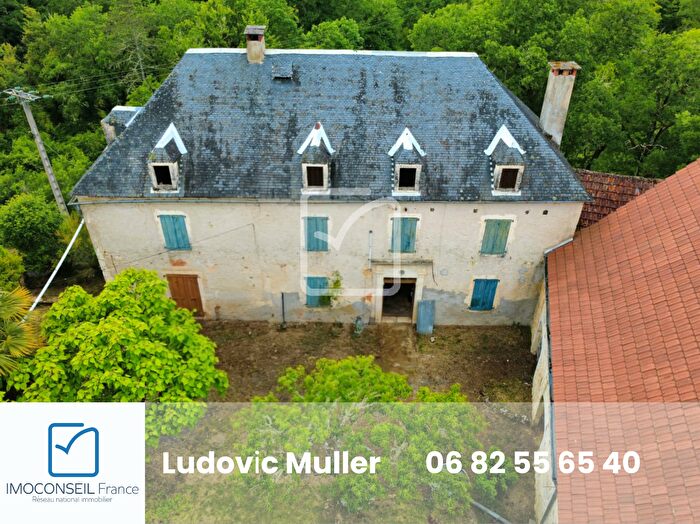 Nadaillac-de-Rouge : Maison 6 pièces à vendre