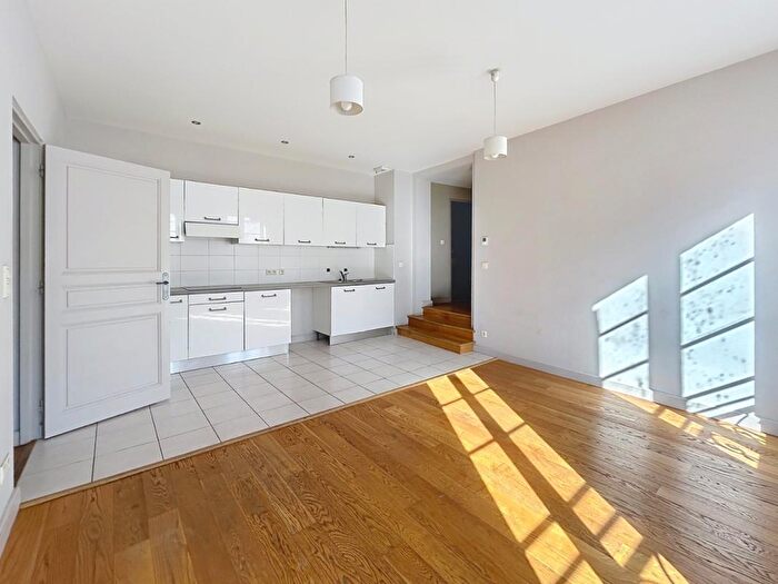 Appartement à louer - Agen, Carnot - 3 pièces - 2 chambres