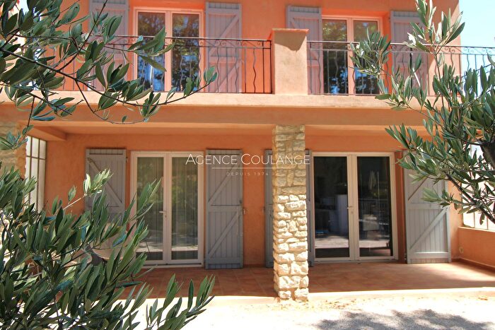 Appartement à vendre - Saint-Cyr-sur-Mer - 3 pièces - 2 chambres