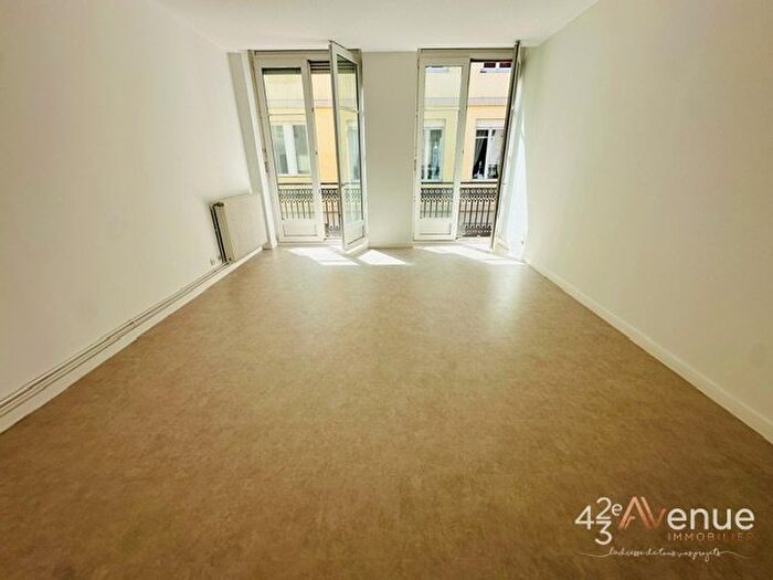 Appartement 3 pièces à louer à Saint-Étienne, Crêt de Roc