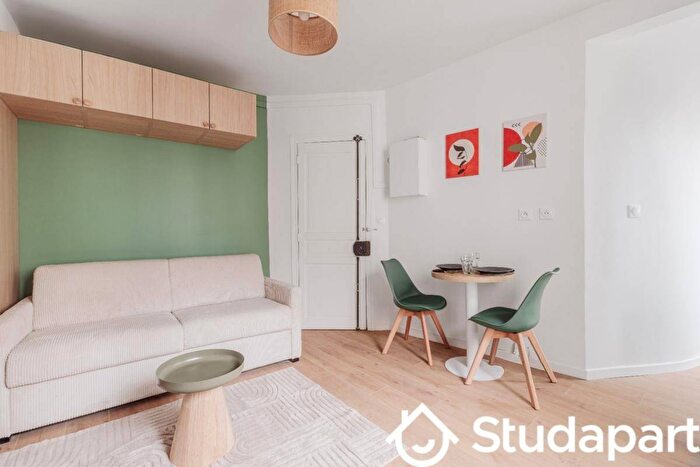 Maison à louer - Courcelles-Wagram, Paris ème arrondissement - 1 pièce