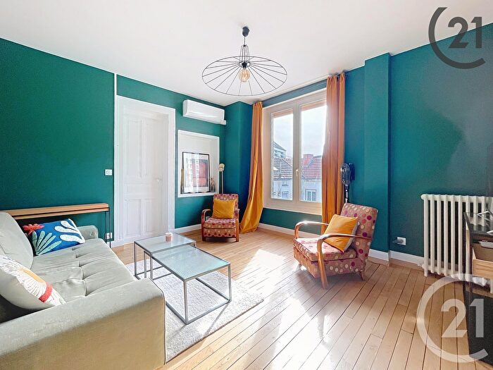 Appartement à vendre - Troyes, Gare - 5 pièces - 3 chambres