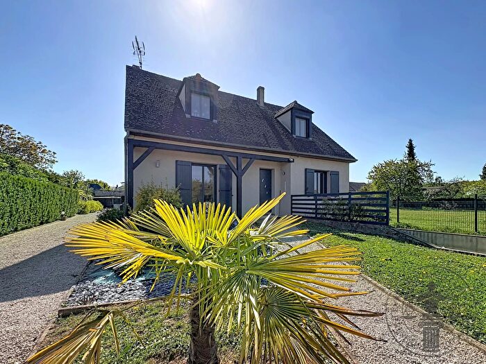 Maison 5 pièces à Auneau, à vendre