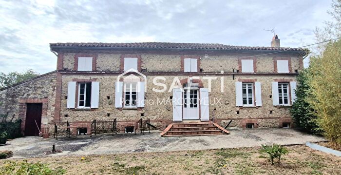 Maison 8 pièces à Lagarde, à vendre