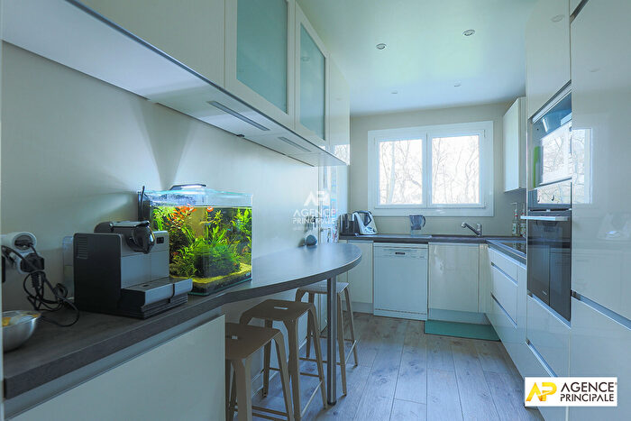 Appartement à vendre - Maisons-Laffitte, Est - 5 pièces - 3 chambres