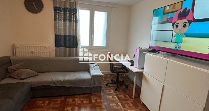 Appartement 3 pièces à vendre à Saint-Priest, Revaison