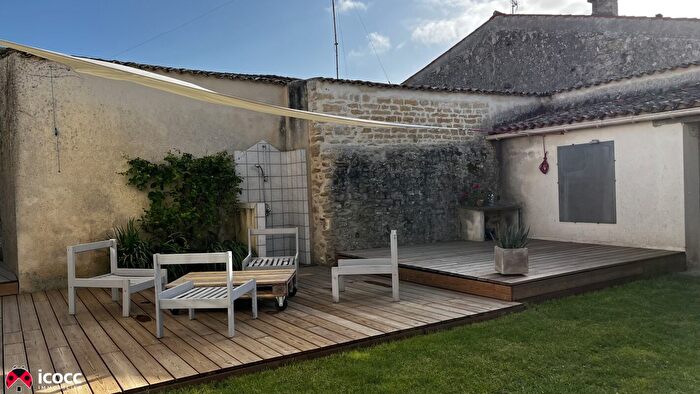 Saint-Michel-en-l'Herm - Maison 5 pièces à vendre