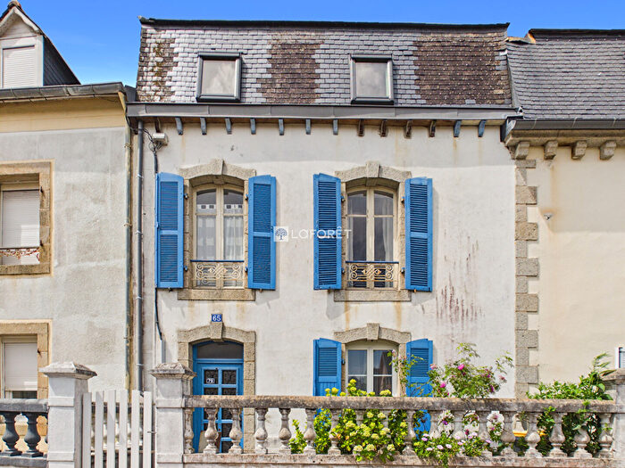Maison 5 pièces à vendre - Pont-de-Buis-lès-Quimerch