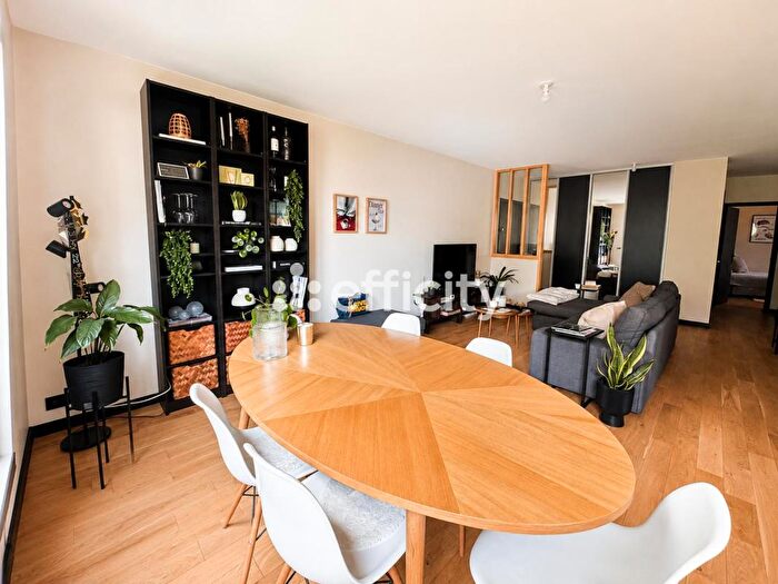 Appartement 3 pièces à Lille, Wazemmes, à vendre